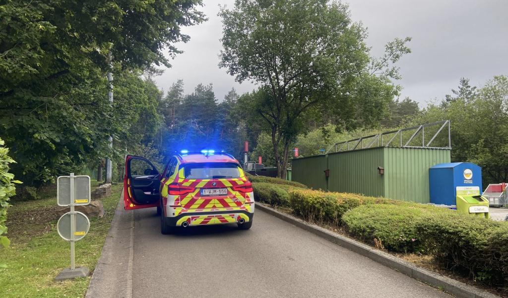 Barrière cassée au passage à niveau à Theux: embouteillages jusqu'à l ...